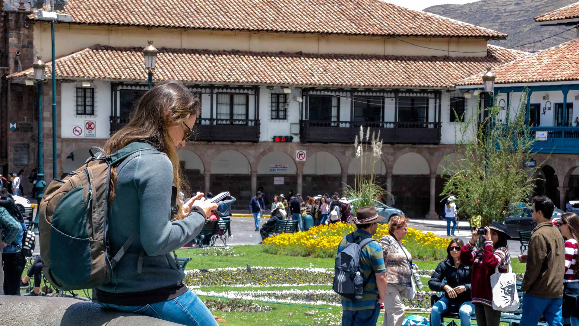 Avoid roaming fees while staying connected in Peru